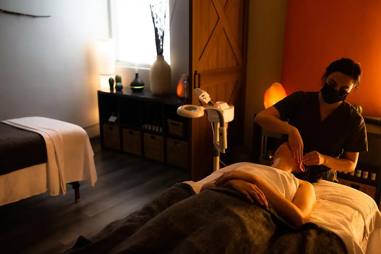 Welcome to Lazy Bee Spa: Unwind & Recharge in Our LGBTQ-Friendly Oasis