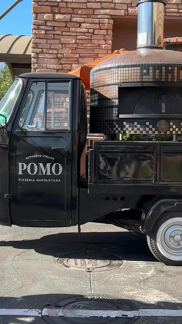 POMO Pizzeria: Authentic Italian Pizza Experience in Arizona